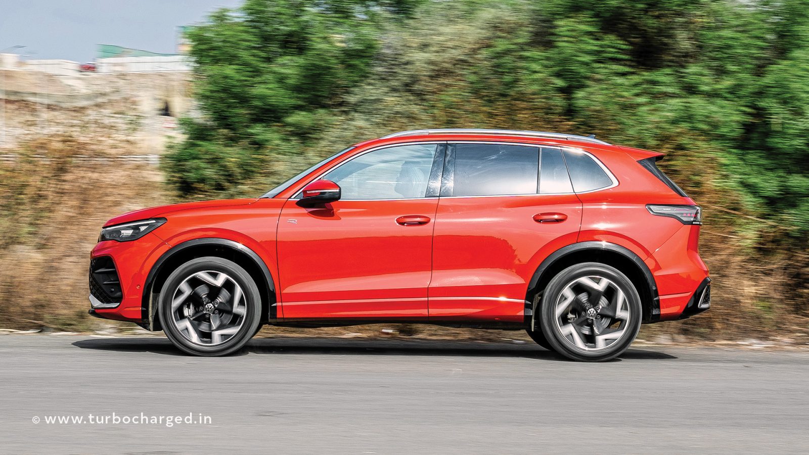 Volkswagen Tiguan R-Line First Drive Review - Turbocharged