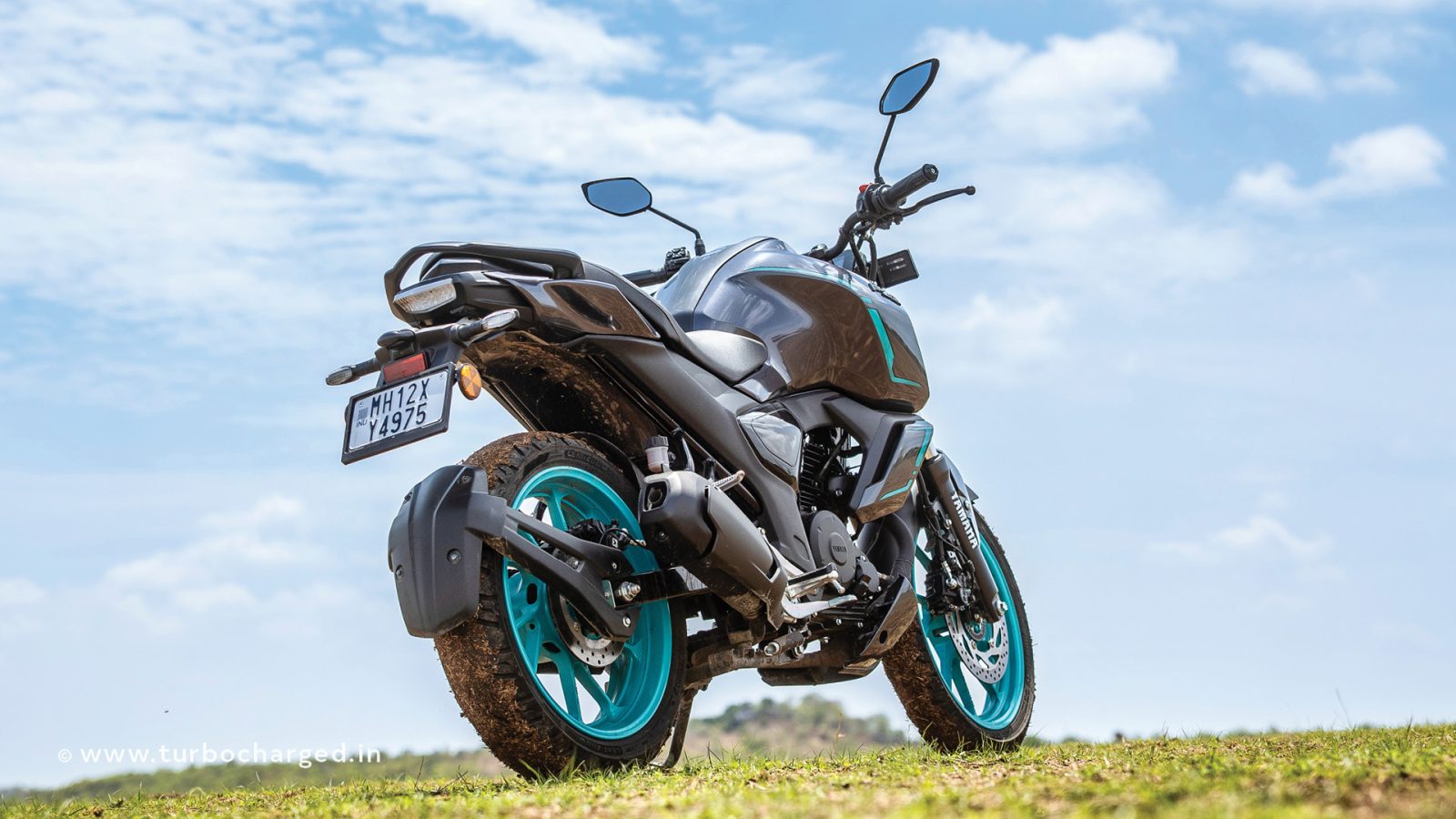 2025 Yamaha FZ-S Fi Hybrid First Ride Review - Turbocharged